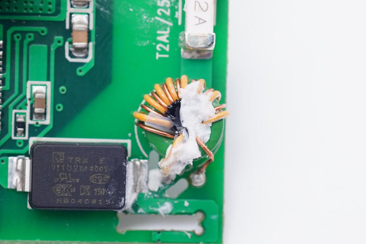 拆解报告：TEGIC迷你30W PD快充氮化镓充电器Kernel 30 - 知乎