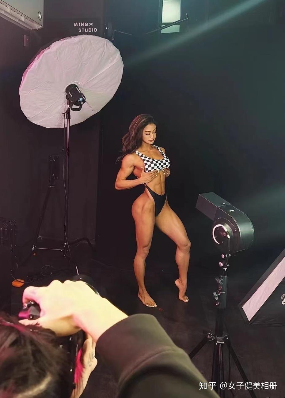 可爱芭比脸蛋，性感美臀天后，中国的IFBB比基尼运动员---帅丽Maggie - 知乎
