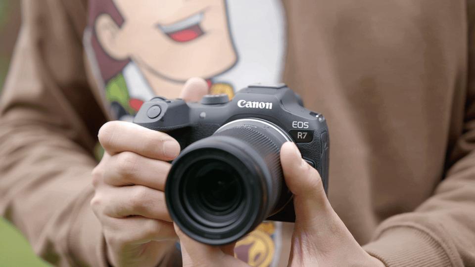 一台APS-C相机能塞下多少功能？佳能R7宽容度、高感、画质测评 - 知乎