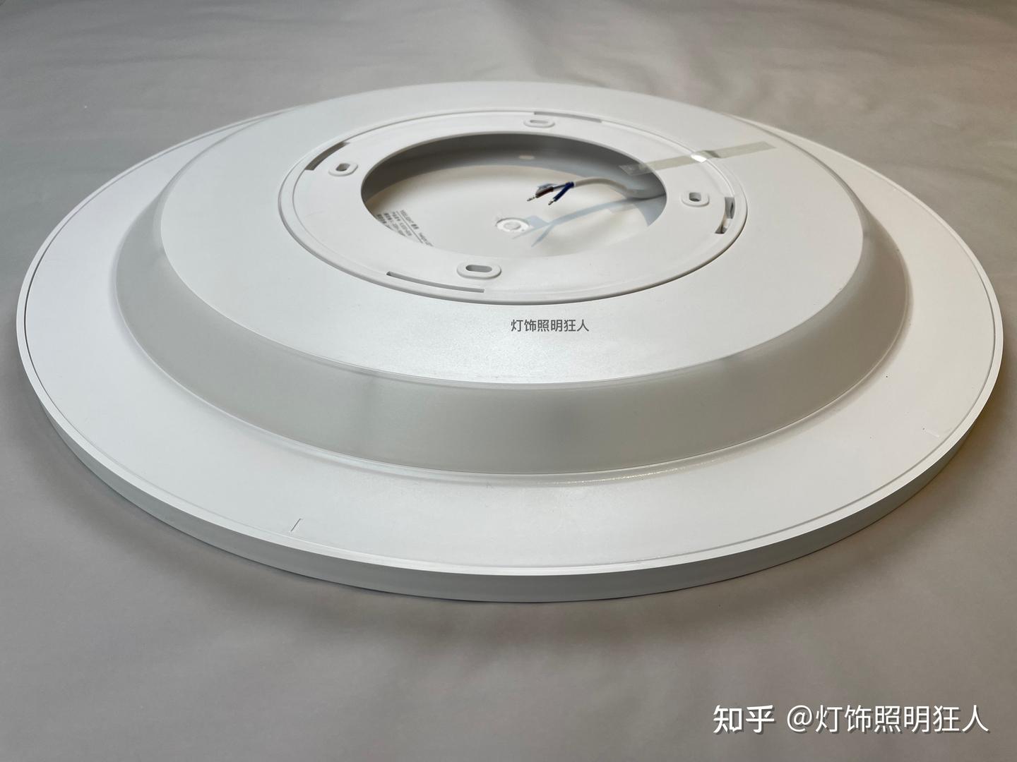 超薄吸顶灯怎么选？横评lipro、yeelight、柏曼、霍尼韦尔、小燕导光板吸顶灯 - 知乎