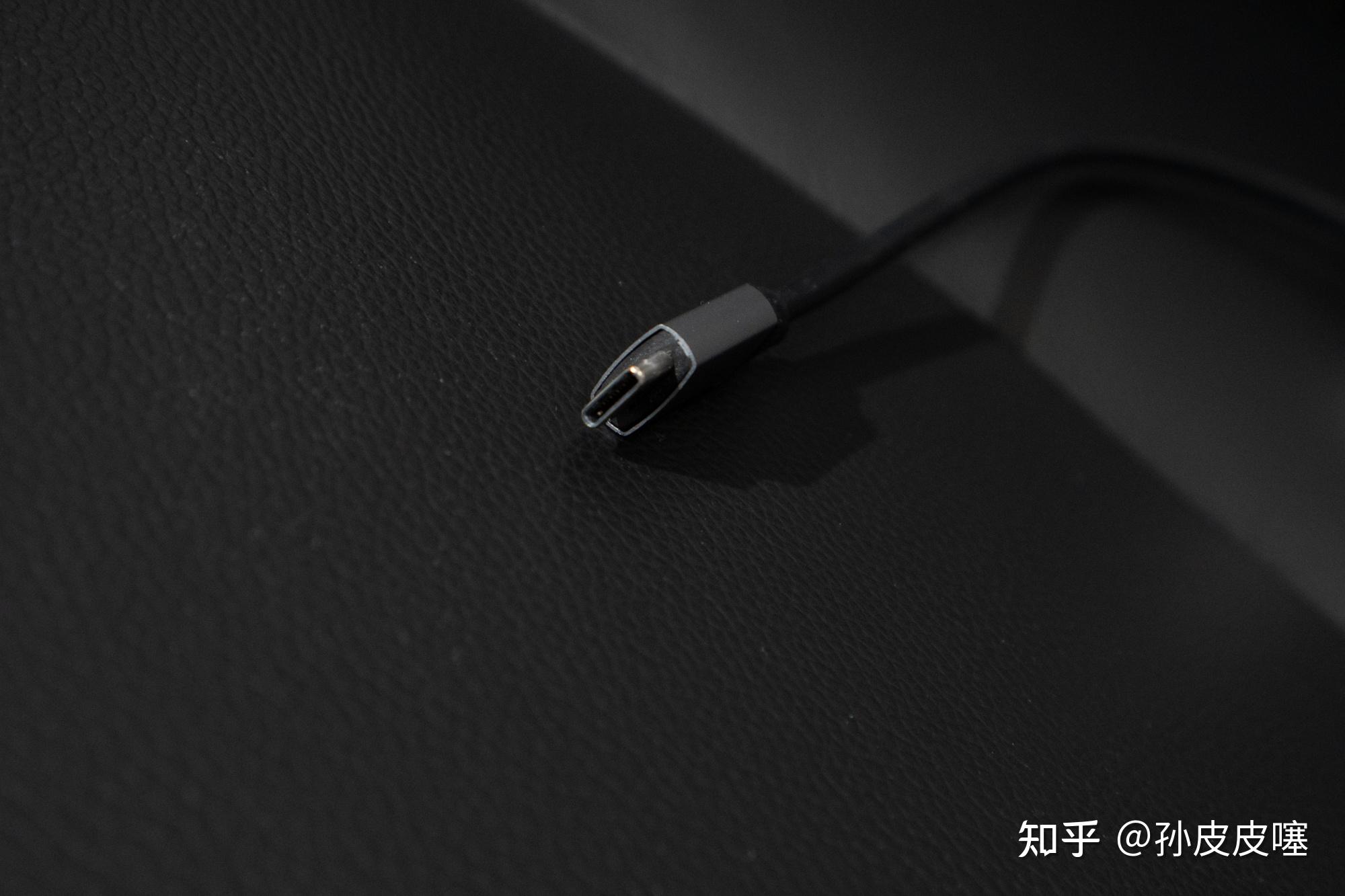 给我的Apple笔记本增加可用性的Satechi USB4 6合一拓展坞 - 知乎