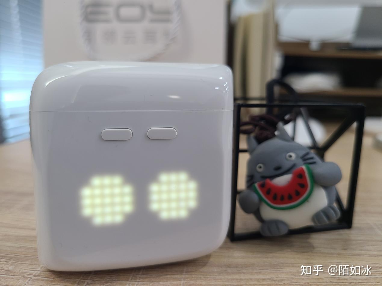 Eoy会议耳机使用体验：一机多能，24小时的智能助理