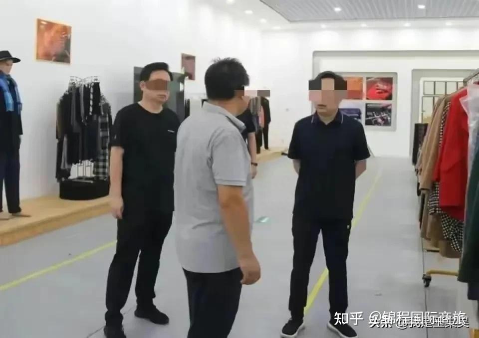 河北某市委书记短衫L0G0被P掉，有关部门表示某工作人员失误所致 - 知乎