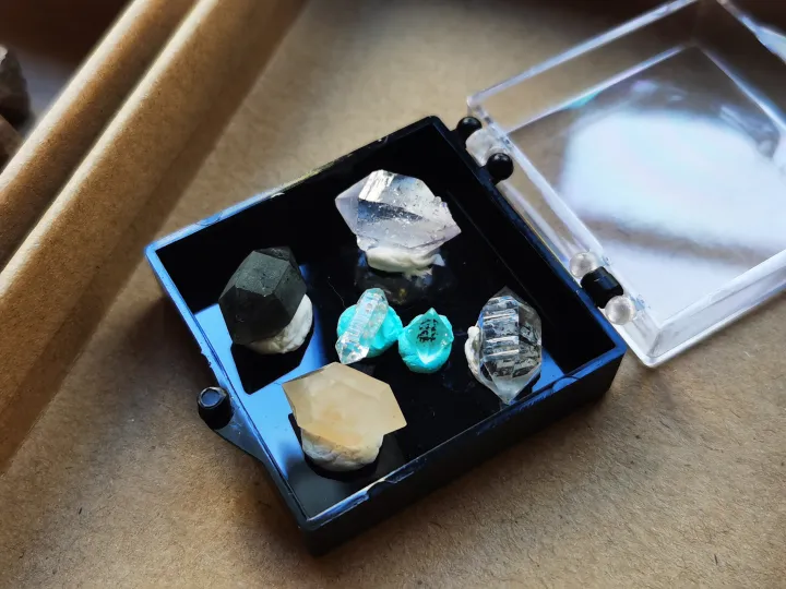 关于Pecos Diamonds的晶体形态 - 知乎