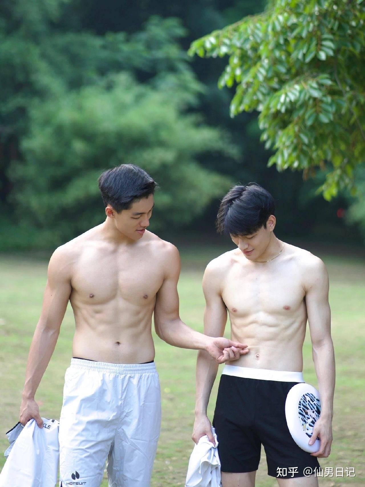 190cm浙江肌肉模特，这大长腿和腹肌也太撩了！ - 知乎