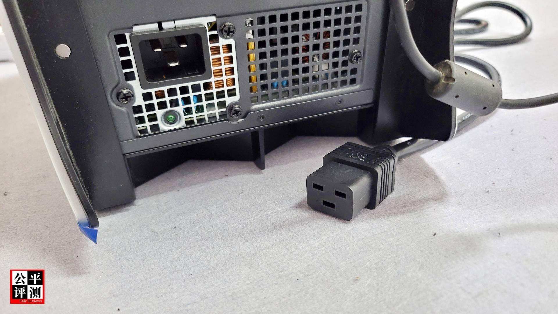 开箱即故障？外星人顶级台式机Alienware Aurora R15评测连载1 - 知乎