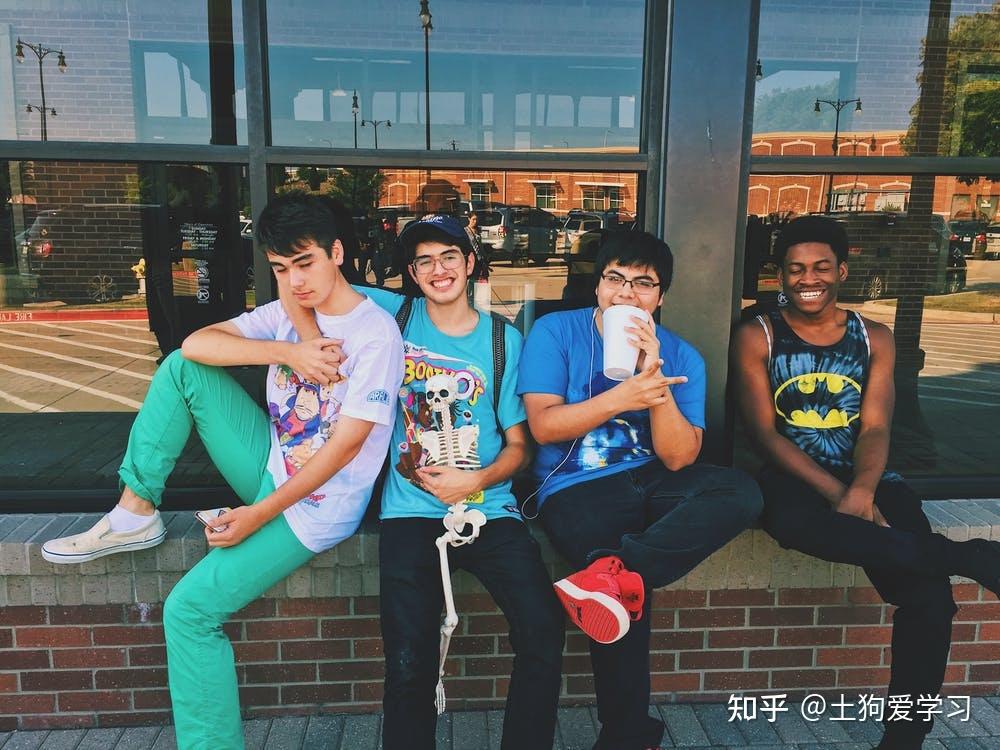 青春不是一段年华，而是一种心境，英语美文：Youth《青春》 - 知乎