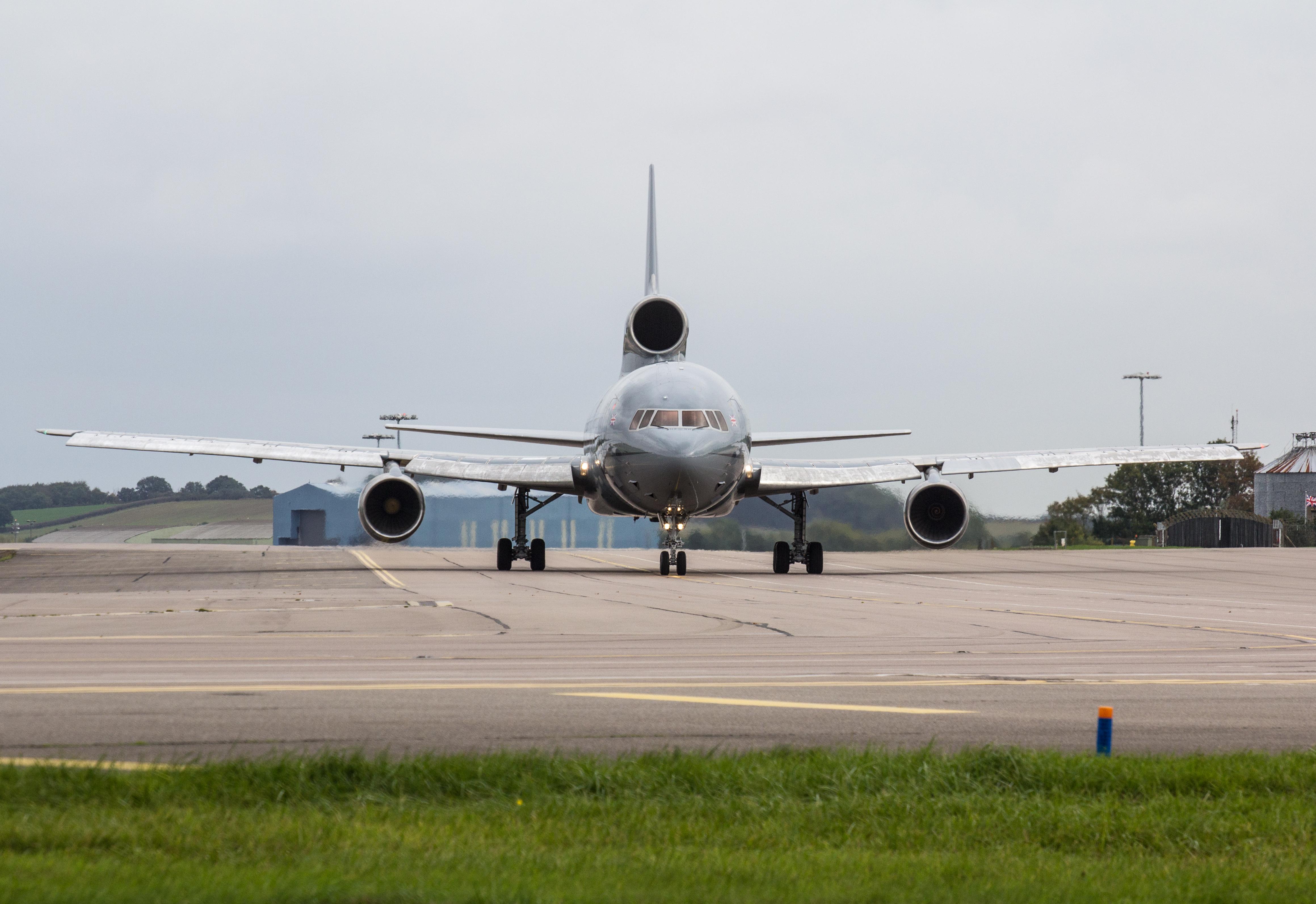 洛克希德L-1011 / Lockheed L-1011 TriStar（第二部分：设计、运营历史、型号）- 辽观搬运的中英文维基百科词条 - 知乎