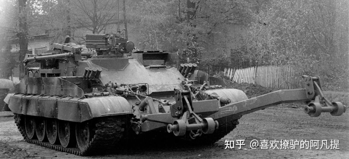 编号17：T-55主战坦克（第六部分）-衍生车型：装甲工程师车辆、工程清障车、扫雪车 - 知乎