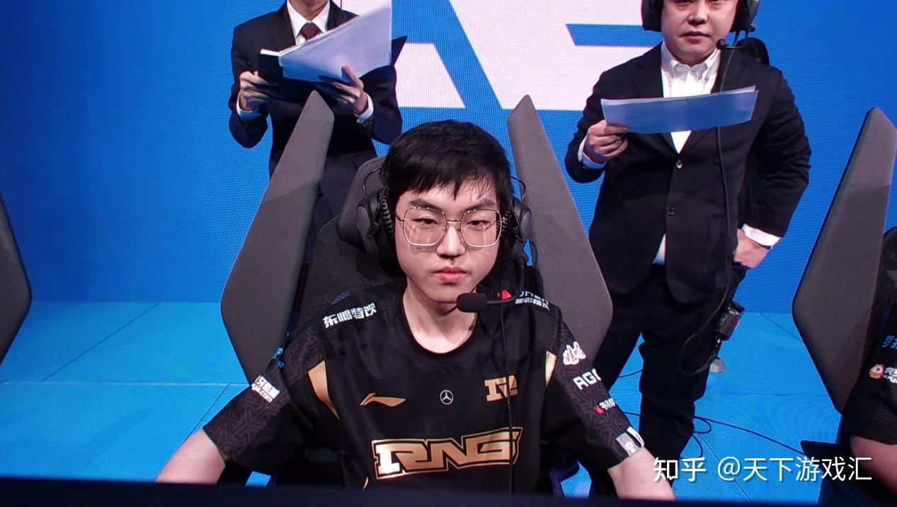 RNG中单数据图火了，天肥开局2-0，打出全场最低伤转，LP杀死比赛 - 知乎