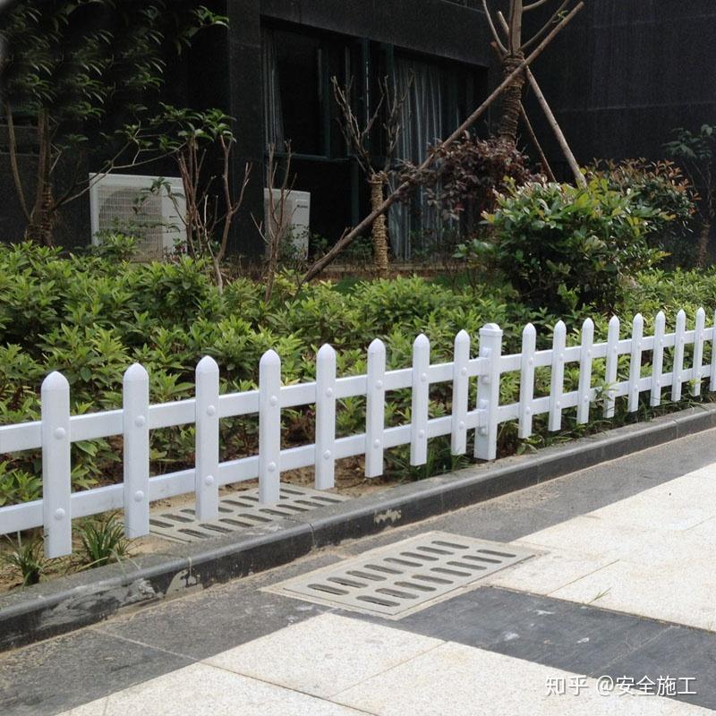 PVC护栏和普通护栏的区别及保养方法 - 知乎
