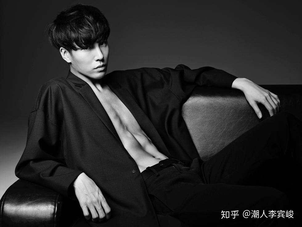 男生穿一身黑怎么样？ 知乎