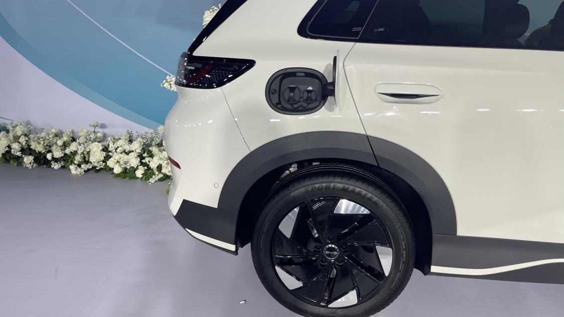 拿捏家用需求，11.78万起售的海狮05EV全搞定？ - 知乎