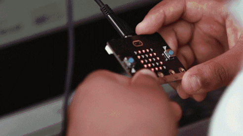 什么是micro:bit？它为什么被称为人工智能教学神器？ - 知乎