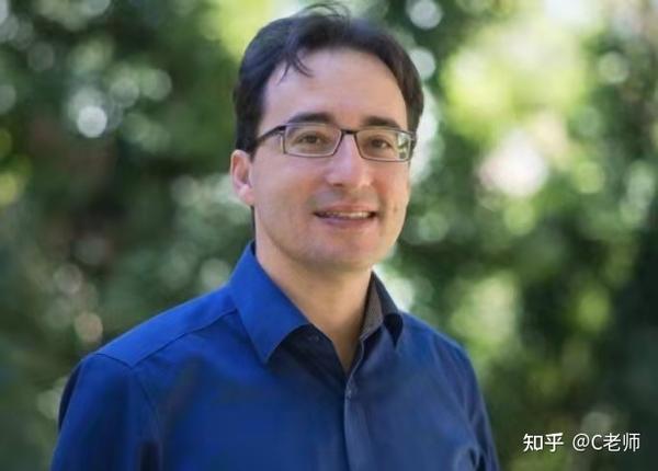 德国卡塞尔音乐学院 Prof.Michael Kravtchin 钢琴系主任 【钢琴一对一大师课】 - 知乎