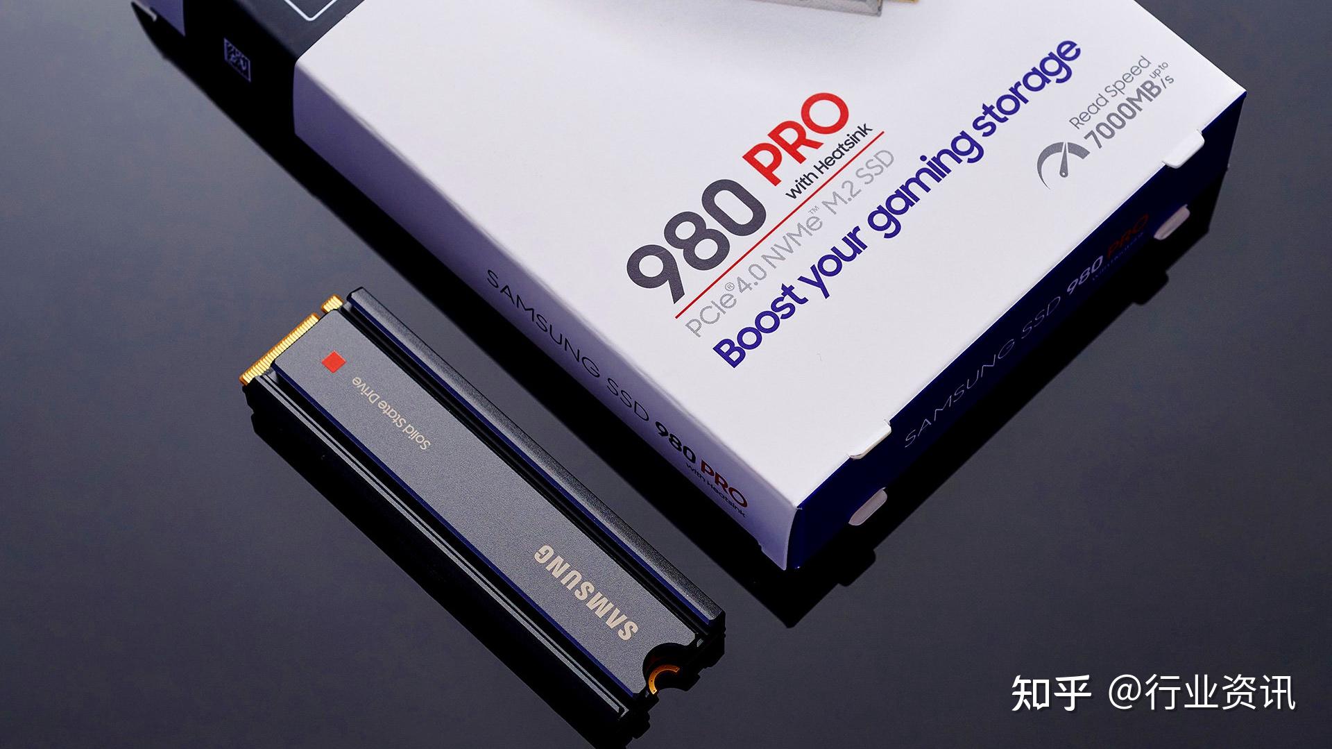 旗舰级高性价比固态硬盘硬碰硬：金士顿和铠侠，谁更值得入手？