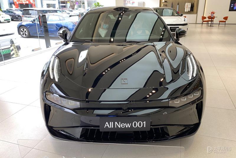 全栈800V+8295芯片！新款极氪001上市！26.9万起，还搭双腔空悬… - 知乎