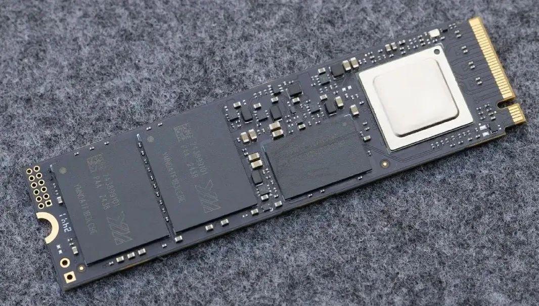 长江存储取得突破：史上最高的TLC位密度！TechInsights科技观察 - 知乎