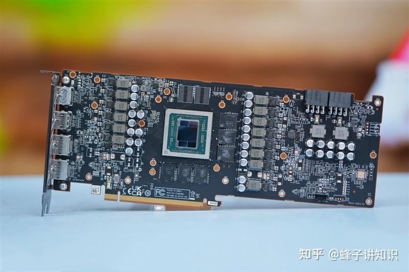 AMD RX 7800XT & 7700 XT首发评测：显存更大、性能更强、还便宜700元！ - 知乎