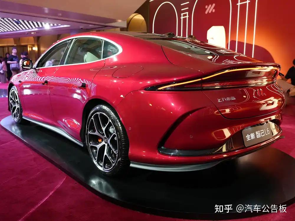 新款智己L6上市，权益价20.49万起，标配800V平台+激光雷达 - 知乎