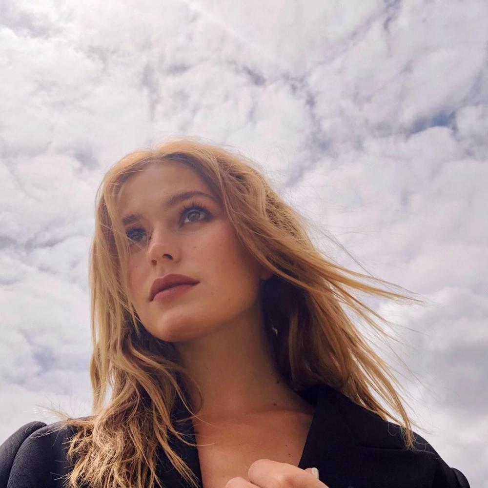 【女神评选】国王千金VS邓肯女友 雄鹿千金VS珍妮-巴斯 - 知乎