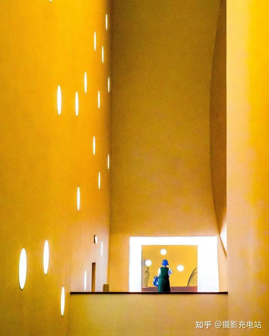 审美提升！Kai Hsiao 街头摄影之与黄色的邂逅! - 知乎