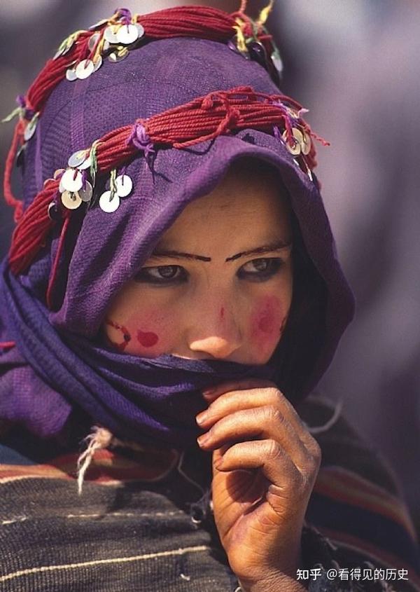 身穿民族服装的摩洛哥女性 别样的美丽 - 知乎