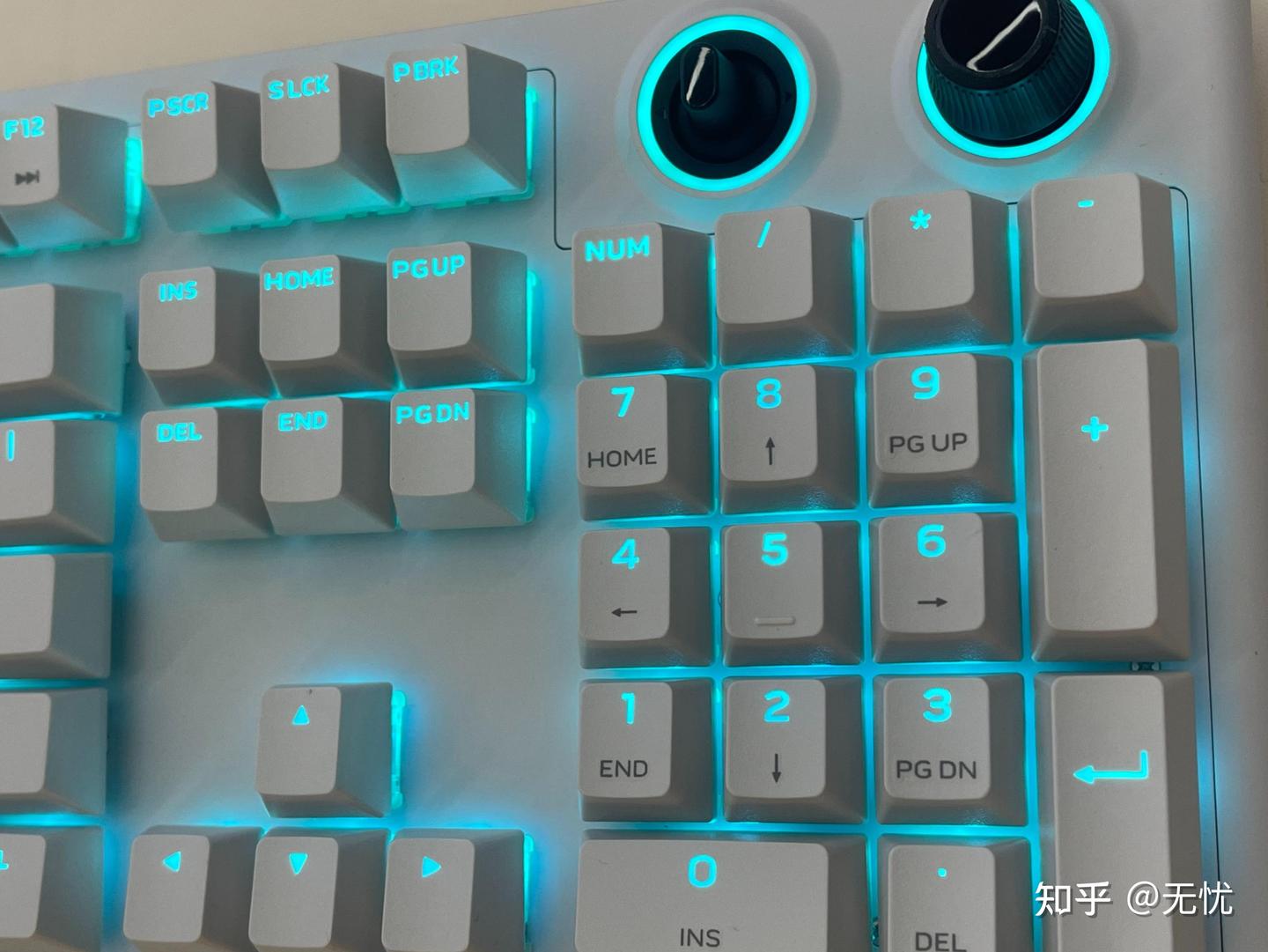 ALIENWARE外星人新品920K键盘上海太阳宫店 - 知乎