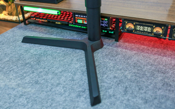 电竞酷玩家科睿27E1QX带你飞起 - 知乎