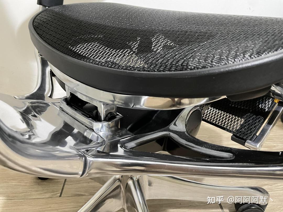 全网首个保友金豪EX对比Ergomax Evolution 2Max测评 - 知乎