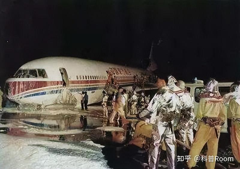 1993年，东航583空中惊魂，机长请求迫降美军事基地，结果如何？ - 知乎