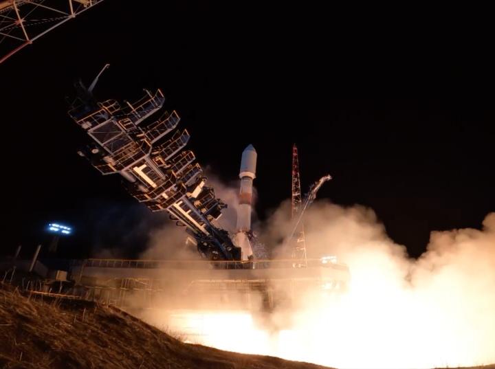 联盟2.1b高配版发射大型军用遥感卫星 - 知乎