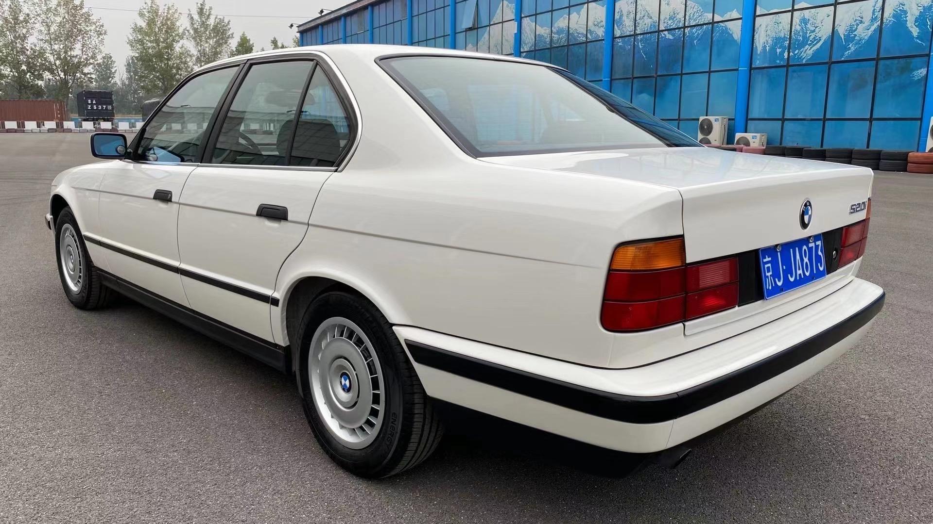 许多“第一次”的宝马情怀车 宝马5系E34 - 知乎