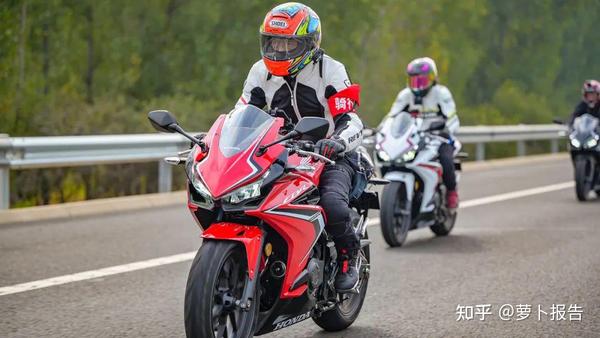 深度试驾本田CBR400R，优缺点明显 - 知乎