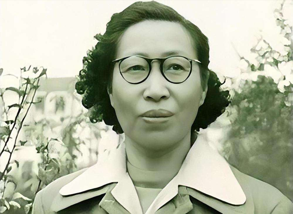 1955年周恩来见到初恋女友，询问道：多年不见，愿意回北京工作吗 - 知乎