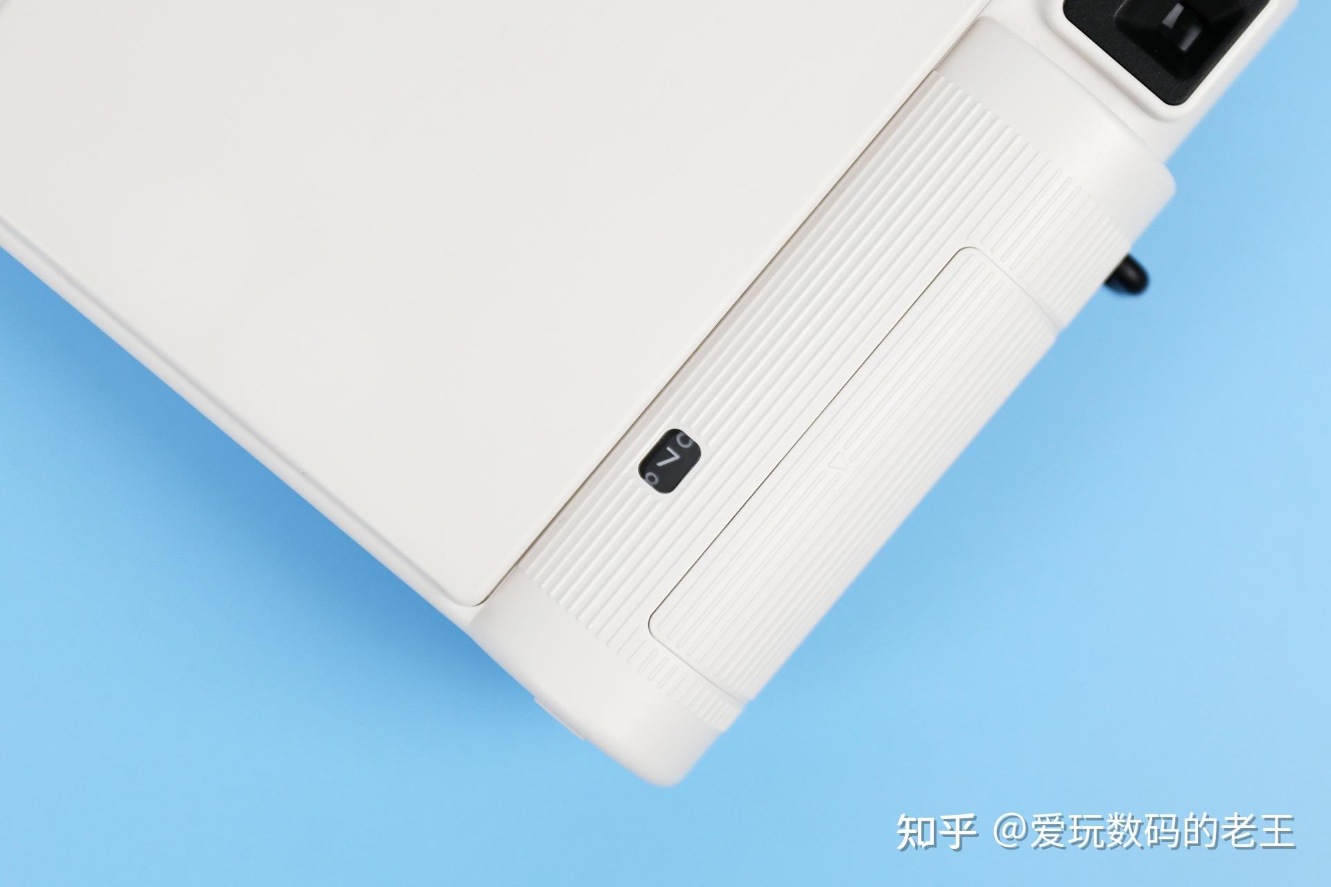 把美好瞬间拿在手里，富士instax SQUARE SQ1拍立得评测 - 知乎