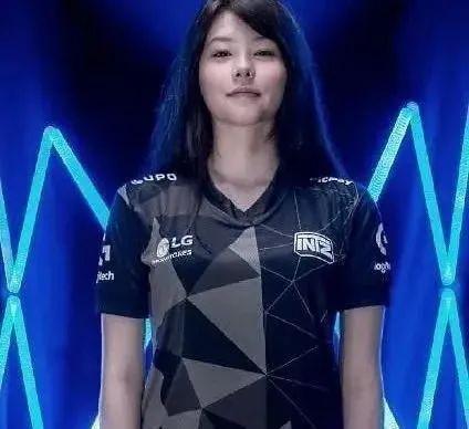 从LOL圈人均沉沦到无人问津，日本女辅助Mayumi究竟怎么凉的 - 知乎