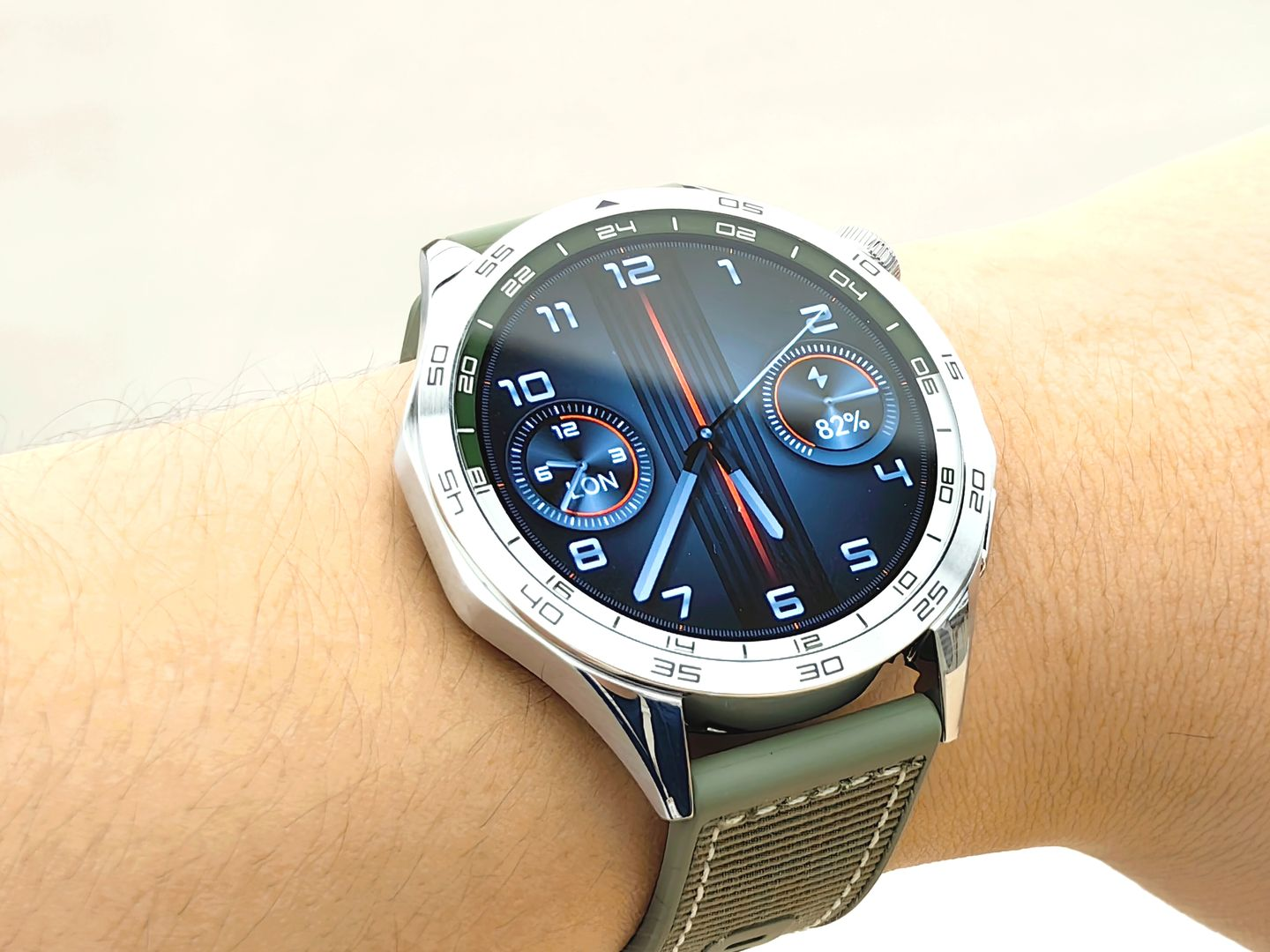 【首发测评】华为Watch GT4开箱测评报告 - 知乎