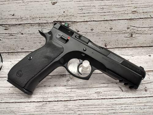 CZ 75：永恒的捷克手枪 - 知乎