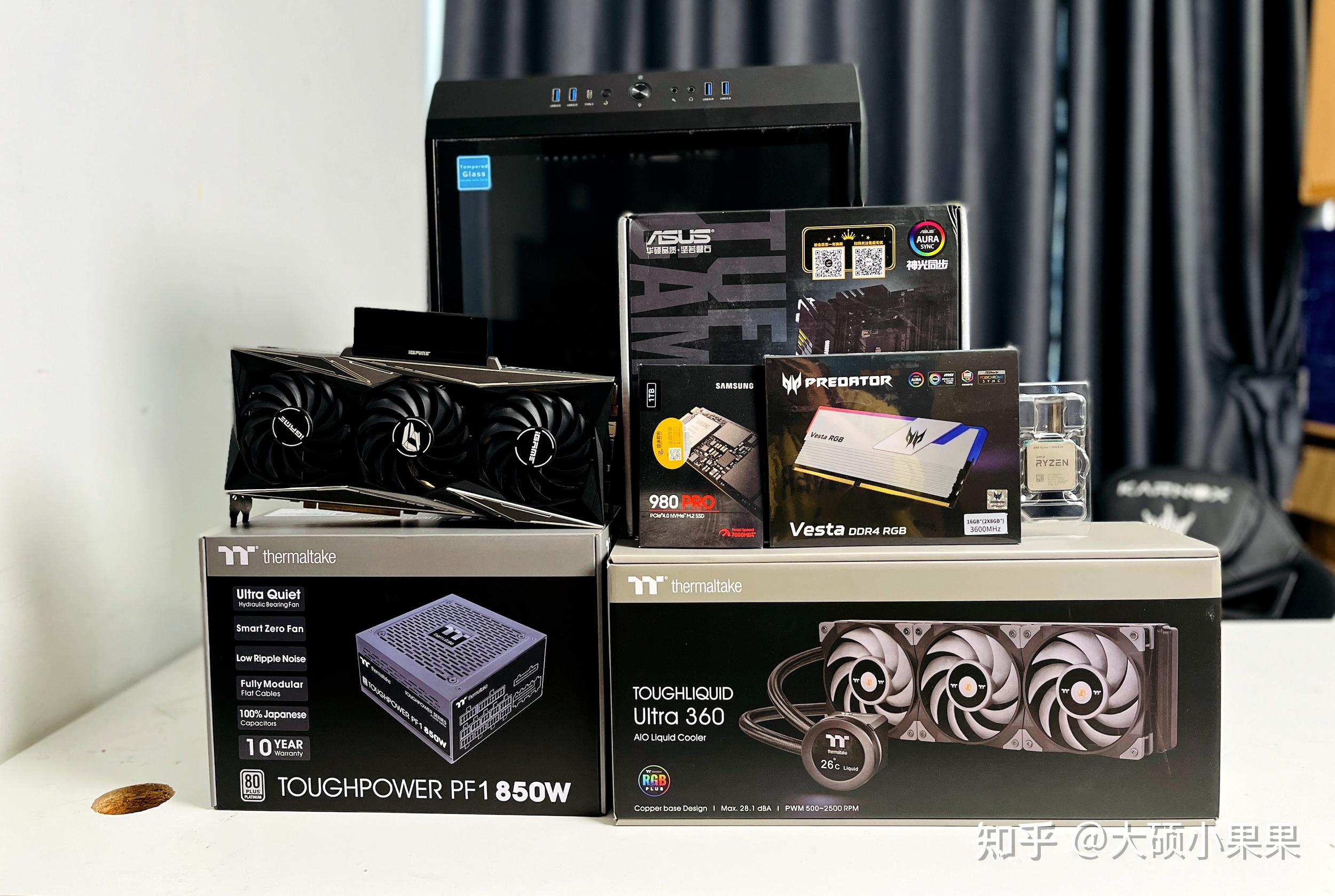 真海景房非他莫属：TT Tower500塔式机箱+钢影TOUGHLIQUID Ultra 360水冷+钢影PF1白金全模组850w - 知乎