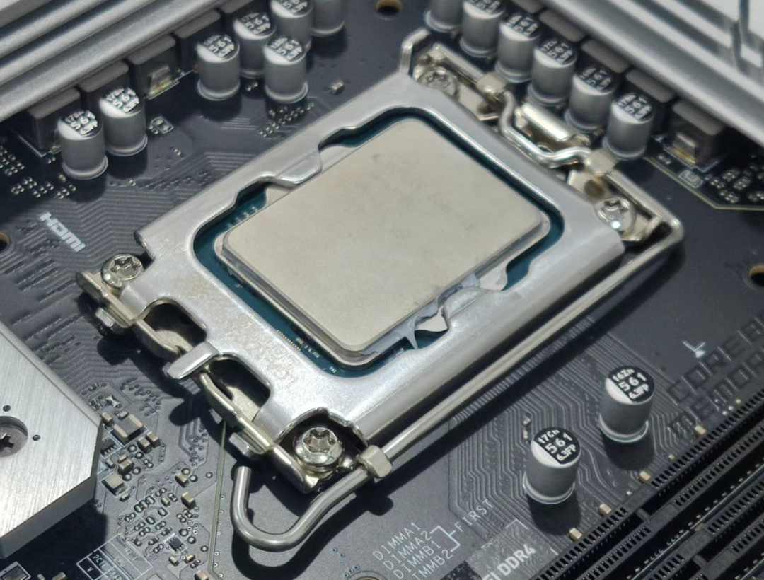 [小红龙大讲堂]教你正确安装CPU - 知乎