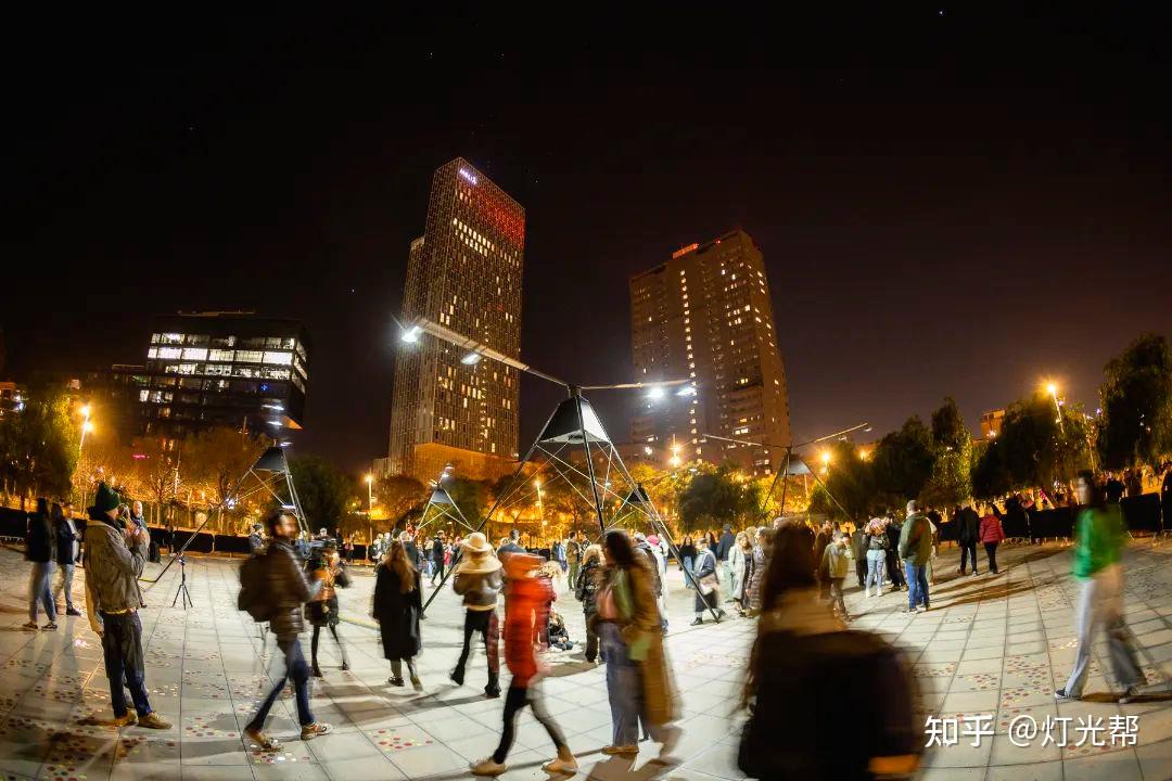 2024巴塞罗那灯光艺术节邀您“赏光”，共赴一段奇幻灯光之旅！ - 知乎