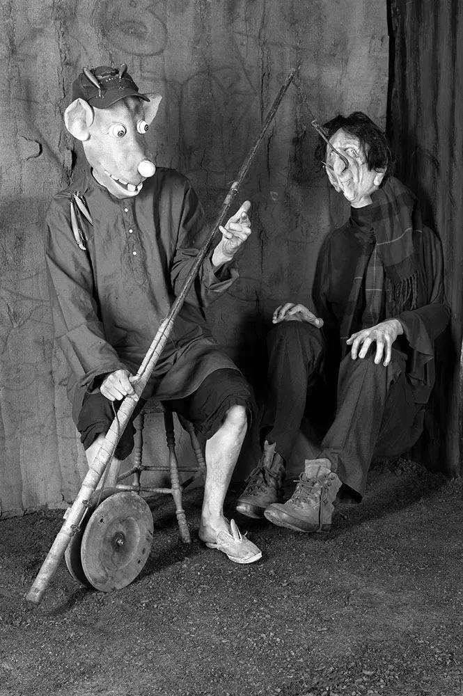 Roger Ballen | 全集：这里没有我们可以参考的世界（或有不适，谨慎阅读） - 知乎