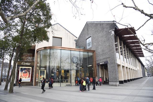 湖滨银泰in77 图集 - 知乎