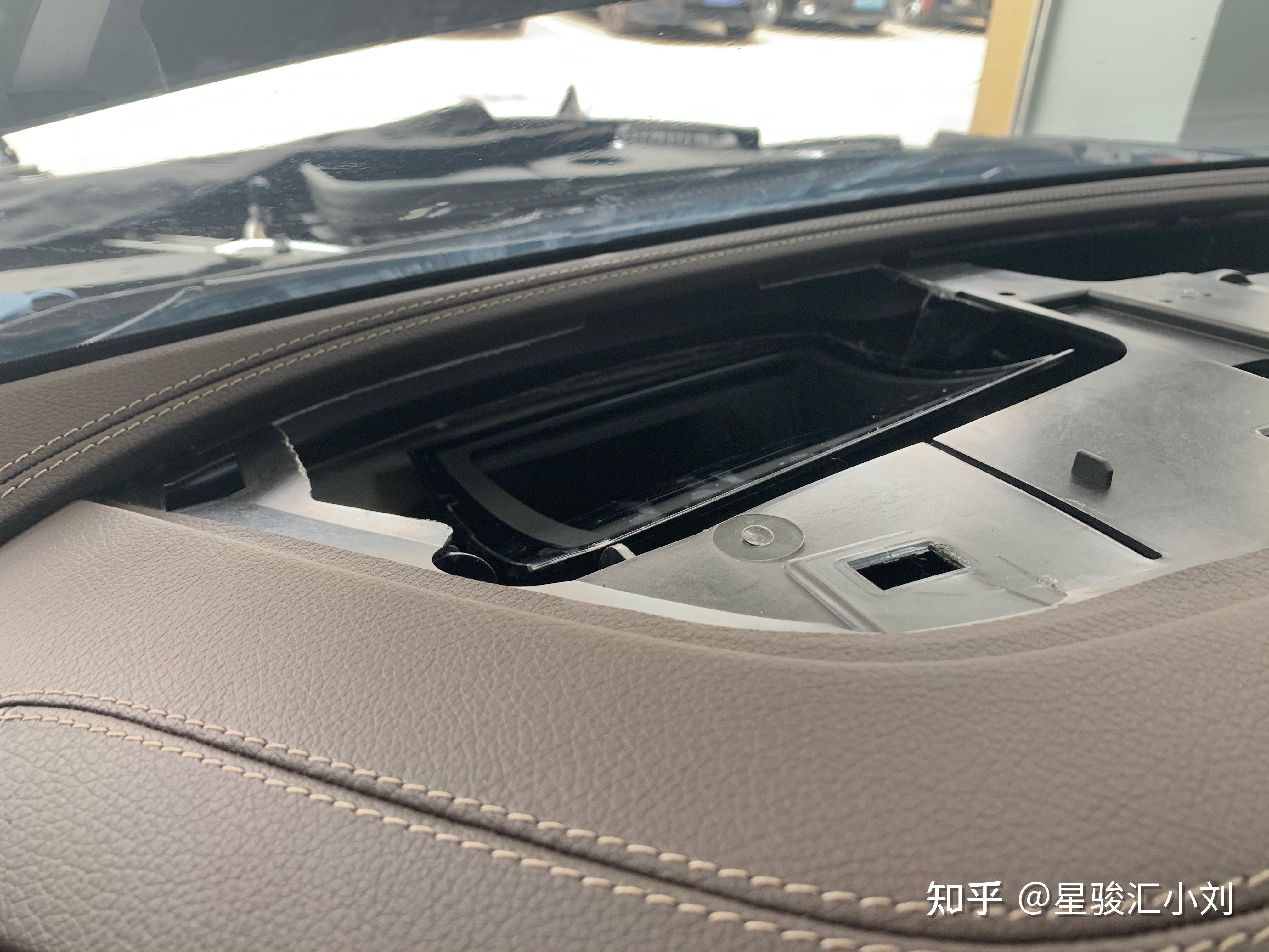 23款奔驰E300L升级几何多光束大灯+HUD抬头显示 - 知乎