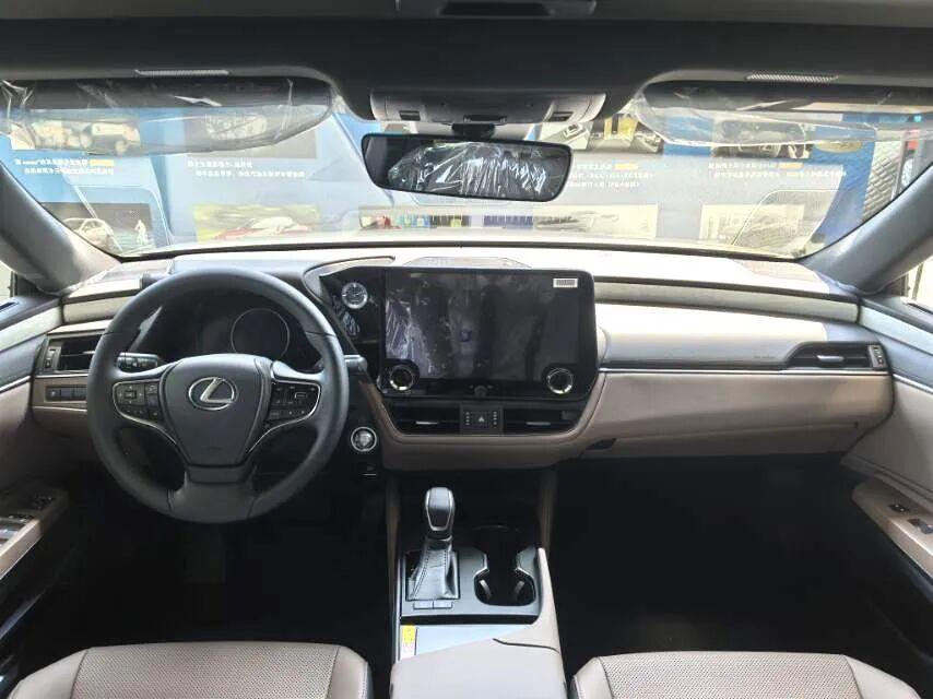 50全新雷克萨斯ES200指导价29.99万，现在包牌过户23.79万 - 知乎