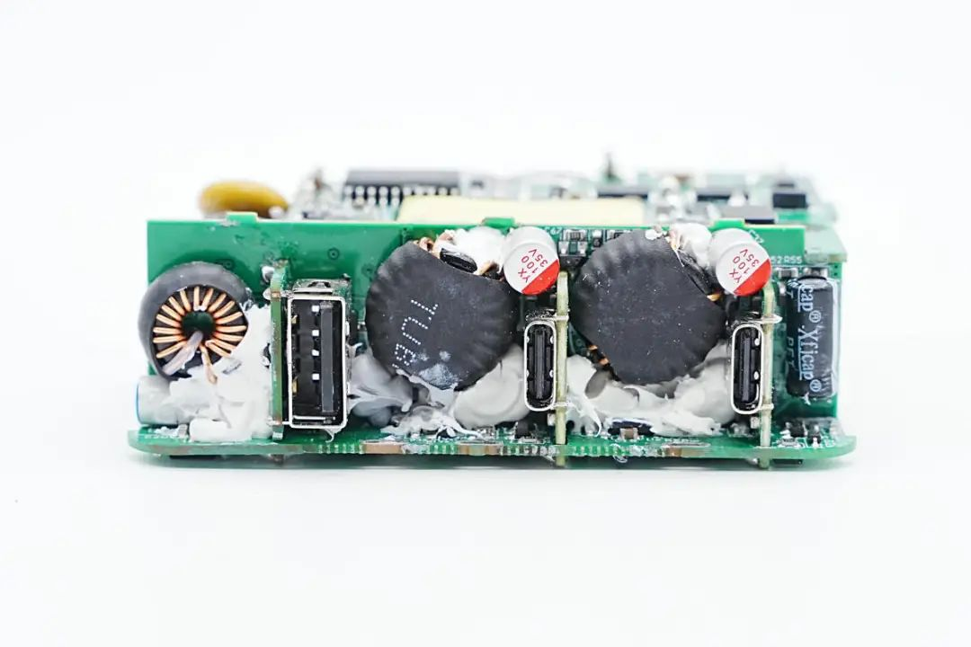 英集芯IP2738双USB-C快充协议芯片应用案例汇总 - 知乎