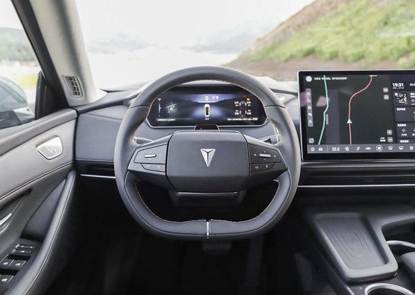 SUV版深蓝SL03！纯电动/增程式可选 20万以内必选？ - 知乎