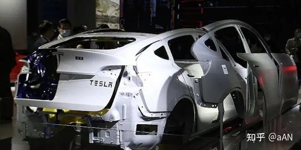 特斯拉已采用一体化压铸技术，开发一款新车最短仅 18 个月，成本狂降 40%！ - 知乎