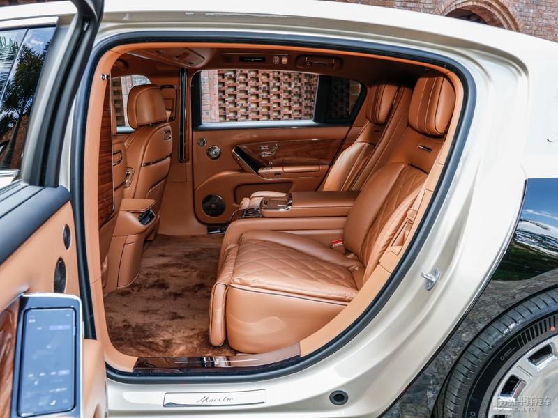 售70.8万起 尊界S800上市7天大定突破3600辆 - 知乎